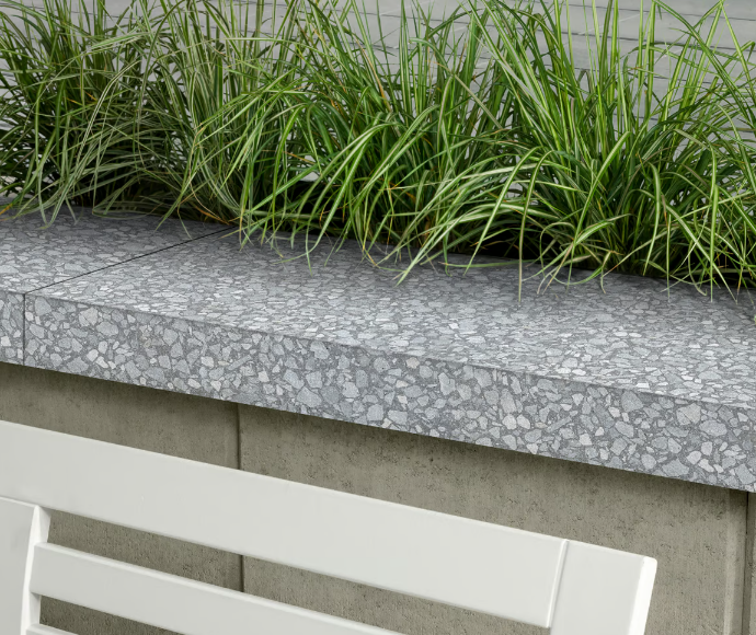Arnts | Techo-Bloc Terrazzo Coping